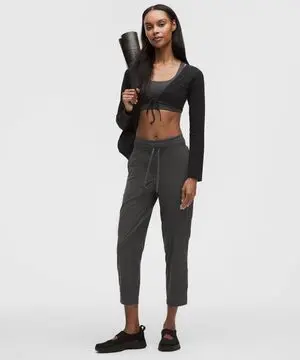Lululemon Cropped Sweatpants