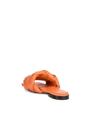 Bottega Veneta Lido Slip-on Sandals - Papaya