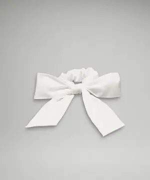Lululemon Uplifting Scrunchie - White
