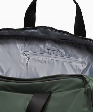 Lululemon Urban Nomad Large Duffle Bag 30l