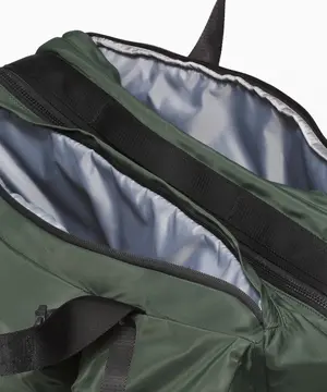 Lululemon Urban Nomad Large Duffle Bag 30l
