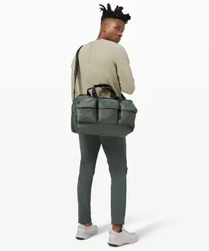 Lululemon Urban Nomad Large Duffle Bag 30l
