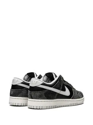 Nike Dunk Low Retro Animal Pack Zebra Sneakers