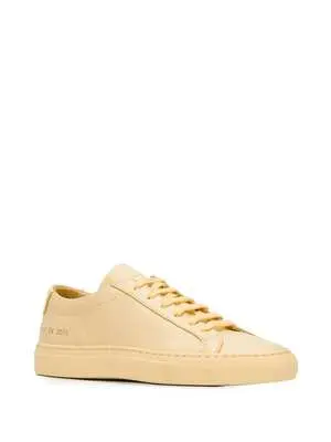 COMMON PROJECTS Original Achilles Low-top Sneakers - Yellow