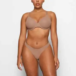 SKIMS T-shirt Bra - Sienna