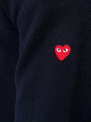 Play Comme Des Garcon Heart-patch Sweater - Blue