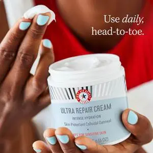 FIRST AID BEAUTY - Ultra Repair Cream