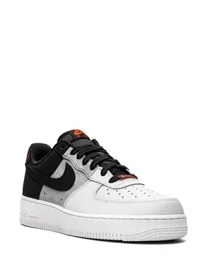 Nike Air Force 1 '07 Lv8 Sneakers - Black