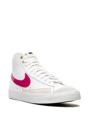 Nike Blazer Mid '77 World Tour Sneakers