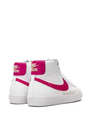 Nike Blazer Mid '77 World Tour Sneakers