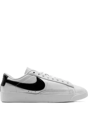 Nike Blazer Low Croc Sneakers