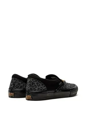 VANS X Cher Strauberry Skate Slip-on Sneakers - Black
