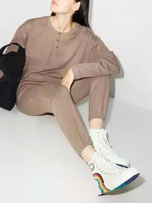 NINETY PERCENT Cropped Crew Neck Sweatshirt