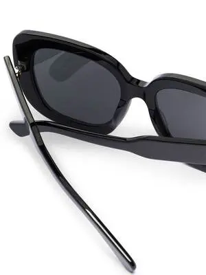 Chimi Oversized Frame Sunglasses