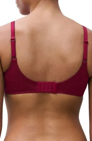 Chantelle C Magnifique Underwire Minimizer Bra - Raspberry