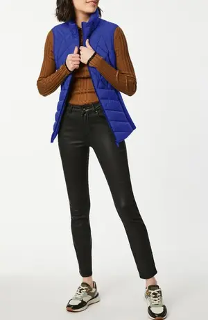 Bernardo Quilted Vest With Stand Collar