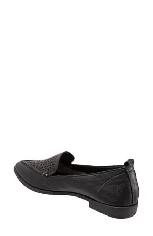 BUENO Blazey Pointed Toe Flat - Black Leather