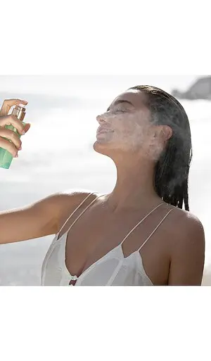 KORA ORGANICS Minty Mineral Hydration Mist - N,a