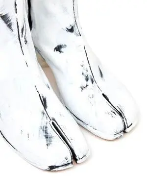 MAISON MARGIELA Tabi Bianchetto Ankle Boots
