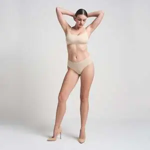 SKIMS Brief | Medium Neutral | | Fits Everybody - Sand