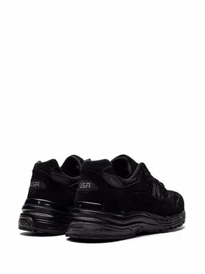 NEW BALANCE M992ea Triple Sneakers - Black