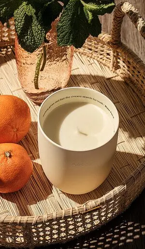 Aesop Aromatique Candle In White