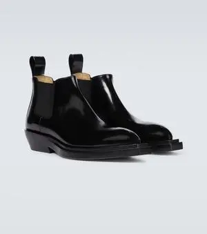 Bottega Veneta Chisel Leather Ankle Boots