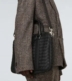 Bottega Veneta Classic Medium Intrecciato Leather Briefcase - Black