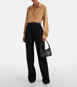 Saint Laurent Le 5 À 7 Shoulder Bag - Black