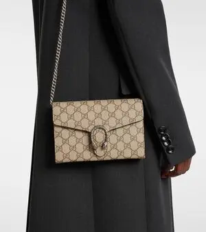 Gucci Dionysus Gg Supreme Clutch