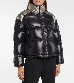 Moncler Cuscute High-neck Down Jacket - Black