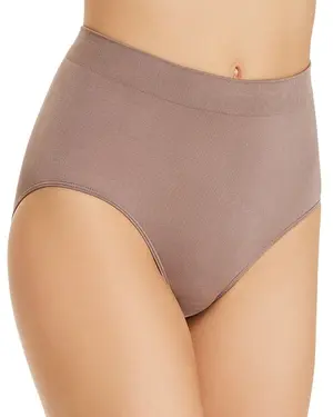 Wacoal B. Smooth Seamless Briefs - Cappucino