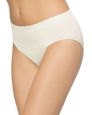 Wacoal B. Smooth Seamless Briefs - Ivory