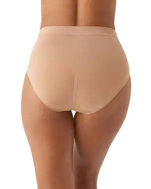 Wacoal B. Smooth Seamless Briefs - Praline
