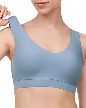 Chantelle Soft Stretch Wireless Padded V-neck Bra Mist