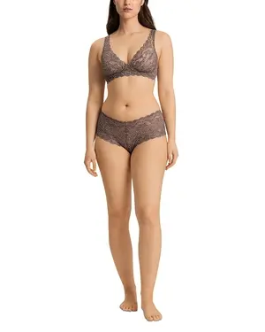 Hanro Luxury Moments All Lace Soft Cup Bra Stonewash