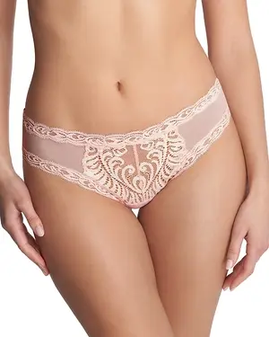 Natori Feathers Hipster Seashell