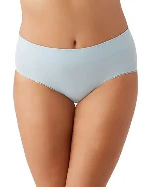 Wacoal Feeling Flexible Seamless Brief Winter Sky
