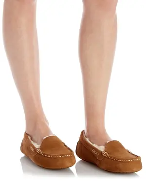 UGG Ansley Moc Toe Slippers - Chestnut