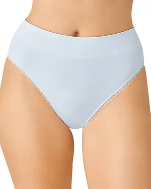 Wacoal Feeling Flexible Seamless Hi Cut Brief Arctic Ice