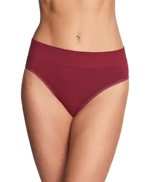 Wacoal Feeling Flexible Seamless Hi Cut Brief Cabernet