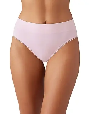 Wacoal Feeling Flexible Seamless Hi Cut Brief Pale Pink