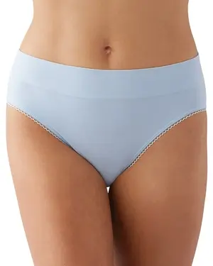 Wacoal Feeling Flexible Seamless Hi Cut Brief Skyway