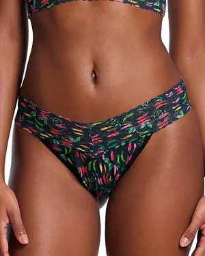 Hanky Panky Signature Lace Original Rise Thong Extra Spice