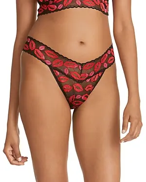 Hanky Panky Signature Lace Original Rise Thong Kissing
