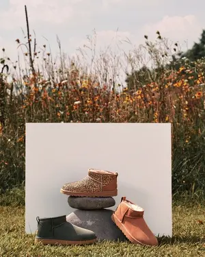 UGG Classic Ultra Mini Shearling Booties - Chestnut
