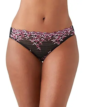 Wacoal Embrace Lace Bikini Black Berry Multi