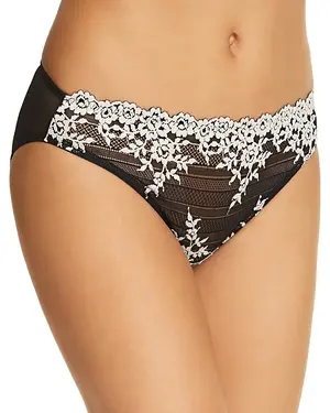 Wacoal Embrace Lace Bikini - Black