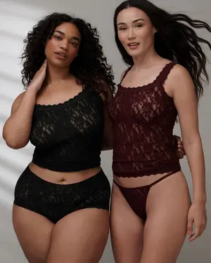 Hanky Panky Signature Lace Cami - Black