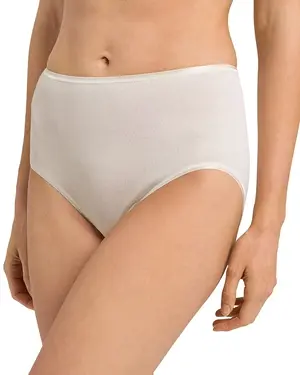Hanro Cotton Seamless Full Briefs - Pale Cream
